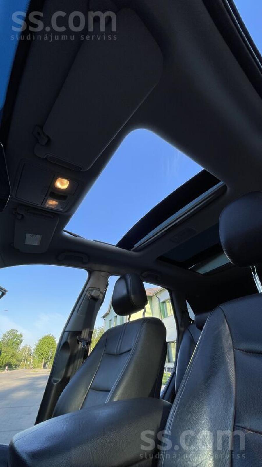 Melns Kia Sorento 2010 Rēzekne, ar dzinēja tilpumu 2.20 L un nobraukumu 272 tūkst. km par 7500 €, foto 22 vietnē AUTOMOTO.COM.LV