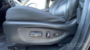 Melns Kia Sorento 2010 Rēzekne, ar dzinēja tilpumu 2.20 L un nobraukumu 272 tūkst. km par 7500 €, foto 27 vietnē AUTOMOTO.COM.LV