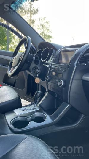 Melns Kia Sorento 2010 Rēzekne, ar dzinēja tilpumu 2.20 L un nobraukumu 272 tūkst. km par 7500 €, foto 33 vietnē AUTOMOTO.COM.LV