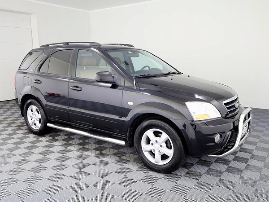 Melns Kia Sorento 2010 Tallina, ar dzinēja tilpumu 2.50 L un nobraukumu 227 tūkst. km par 3499 €, foto 1 vietnē AUTOMOTO.COM.LV