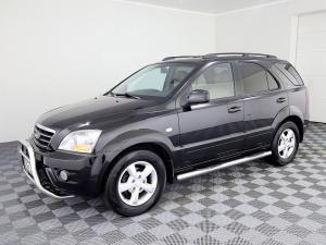 Melns Kia Sorento 2010 Tallina, ar dzinēja tilpumu 2.50 L un nobraukumu 227 tūkst. km par 3499 €, foto 11 vietnē AUTOMOTO.COM.LV