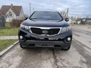 Melns Kia Sorento 2011 Marijampole, ar dzinēja tilpumu 2.20 L un nobraukumu 234 tūkst. km par 7700 €, foto 4 vietnē AUTOMOTO.COM.LV