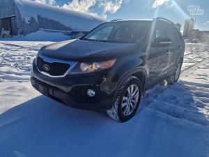 Black Kia Sorento 2011 in Kaunas, with an engine capacity of 2.20 L and mileage of 195 thousand km for 6950 €, photo  on AUTOMOTO.COM.LV