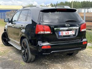 Melns Kia Sorento 2011 Rīga, ar dzinēja tilpumu 2.20 L un nobraukumu 197 tūkst. km par 8995 €, foto 4 vietnē AUTOMOTO.COM.LV