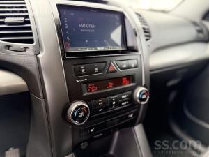 Melns Kia Sorento 2011 Rīga, ar dzinēja tilpumu 2.20 L un nobraukumu 197 tūkst. km par 8995 €, foto 13 vietnē AUTOMOTO.COM.LV