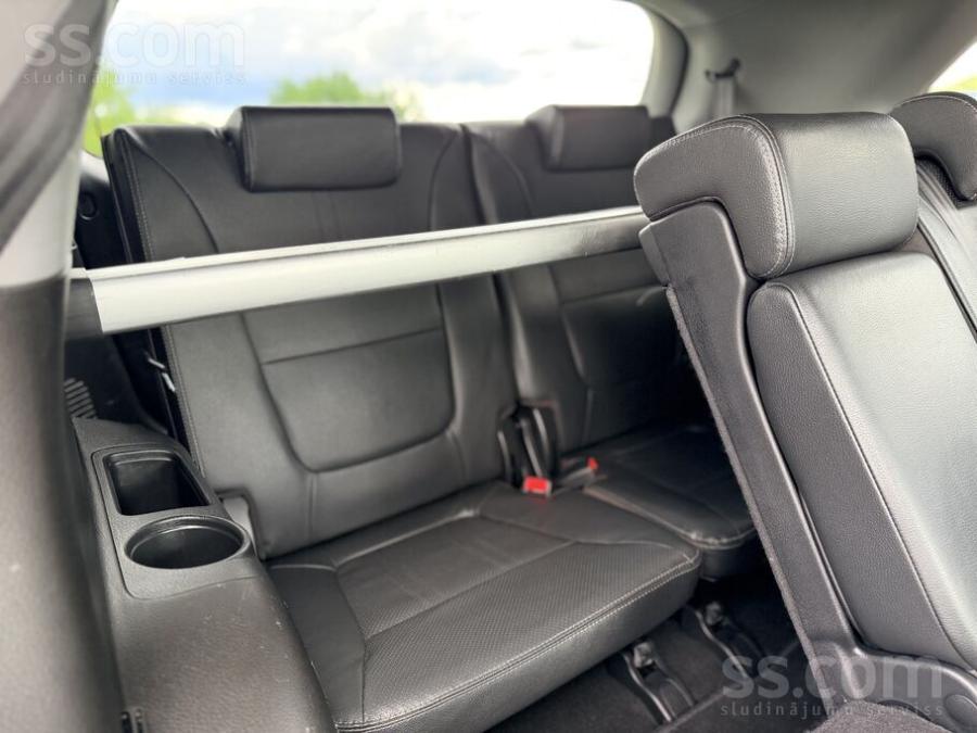 Melns Kia Sorento 2011 Rīga, ar dzinēja tilpumu 2.20 L un nobraukumu 197 tūkst. km par 8995 €, foto 19 vietnē AUTOMOTO.COM.LV