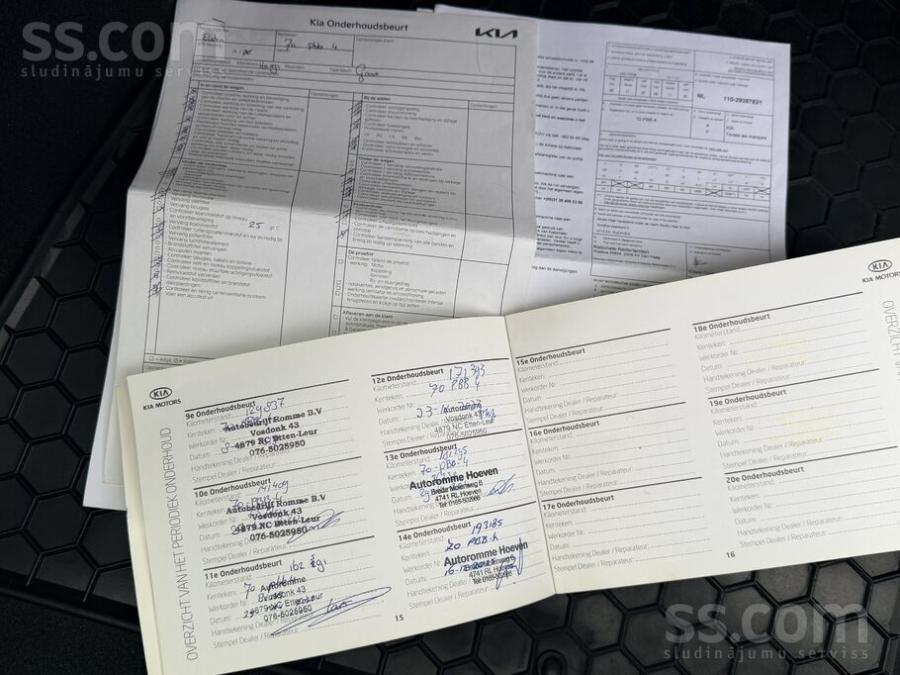 Melns Kia Sorento 2011 Rīga, ar dzinēja tilpumu 2.20 L un nobraukumu 197 tūkst. km par 8995 €, foto 23 vietnē AUTOMOTO.COM.LV