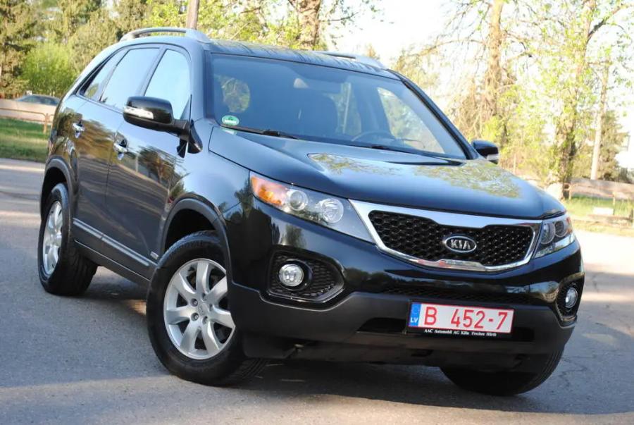 Melns Kia Sorento 2011 Rīga, ar dzinēja tilpumu 2.20 L un nobraukumu 238 tūkst. km par 5690 €, foto 5 vietnē AUTOMOTO.COM.LV