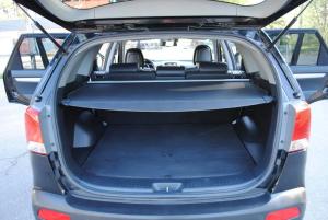 Melns Kia Sorento 2011 Rīga, ar dzinēja tilpumu 2.20 L un nobraukumu 238 tūkst. km par 5690 €, foto 11 vietnē AUTOMOTO.COM.LV