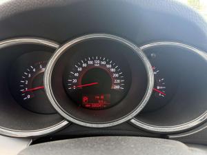 Black Kia Sorento 2011 in Vilnius, with an engine capacity of 2.20 L and mileage of 320 thousand km for 3800 €, photo 35 on AUTOMOTO.COM.LV