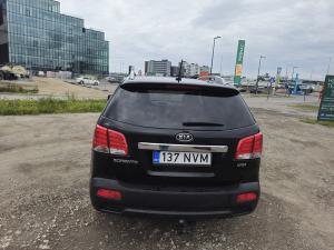 Melns Kia Sorento 2011 Tallina, ar dzinēja tilpumu 2.20 L un nobraukumu 197 tūkst. km par 6500 €, foto 4 vietnē AUTOMOTO.COM.LV