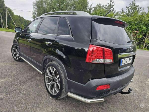 Melns Kia Sorento 2011 Utena, ar dzinēja tilpumu 2.20 L un nobraukumu 267 tūkst. km par 5950 €, foto 5 vietnē AUTOMOTO.COM.LV