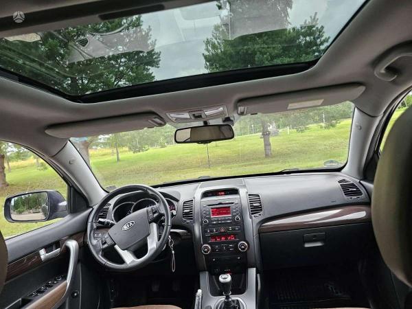 Melns Kia Sorento 2011 Utena, ar dzinēja tilpumu 2.20 L un nobraukumu 267 tūkst. km par 5950 €, foto 9 vietnē AUTOMOTO.COM.LV