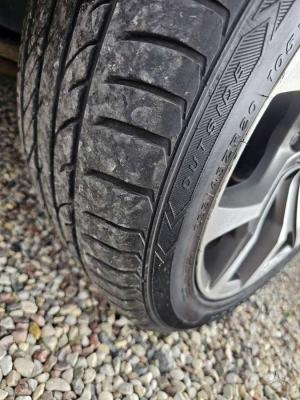 Melns Kia Sorento 2011 Utena, ar dzinēja tilpumu 2.20 L un nobraukumu 267 tūkst. km par 5950 €, foto 17 vietnē AUTOMOTO.COM.LV