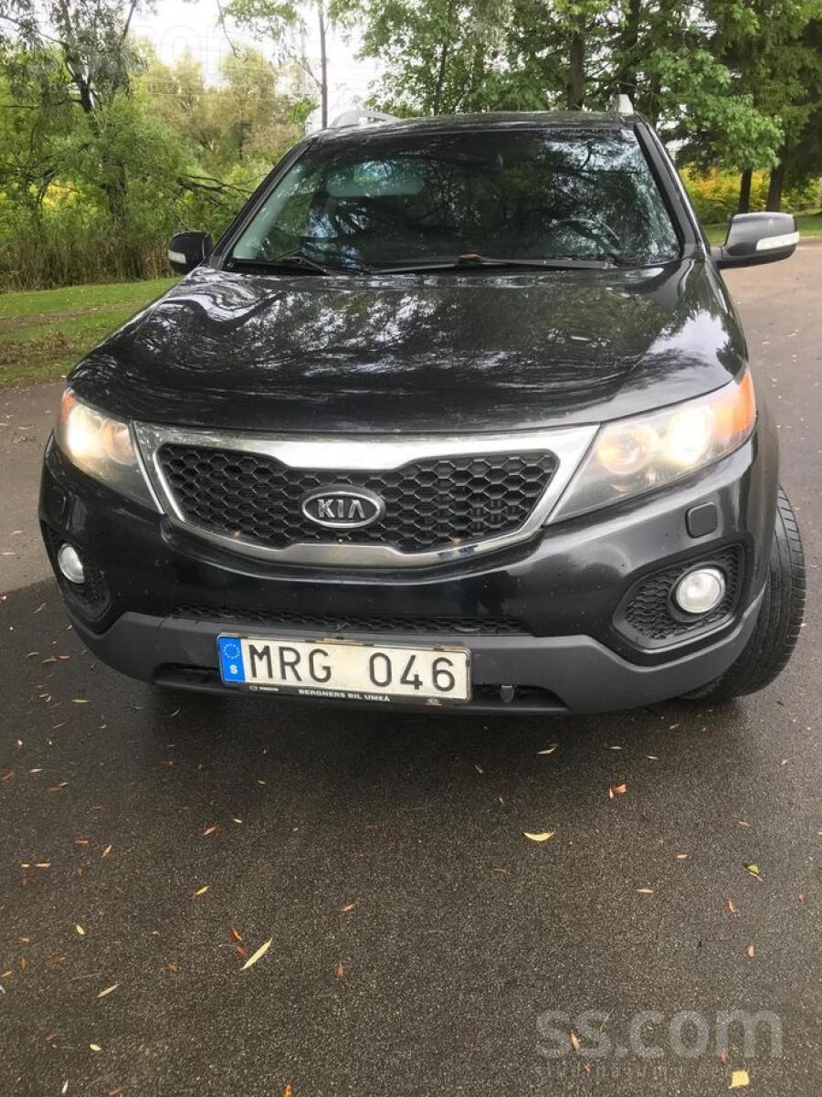 Melns Kia Sorento 2011 Jūrmala, ar dzinēja tilpumu 2.20 L un nobraukumu 320 tūkst. km par 6500 €, foto 3 vietnē AUTOMOTO.COM.LV