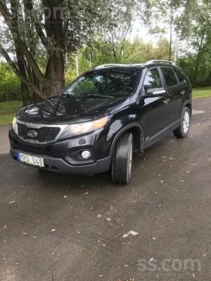 Melns Kia Sorento 2011 Jūrmala, ar dzinēja tilpumu 2.20 L un nobraukumu 320 tūkst. km par 6500 €, foto 4 vietnē AUTOMOTO.COM.LV
