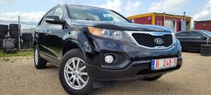 Black Kia Sorento 2012 in Riga, with an engine capacity of 2.20 L and mileage of 231 thousand km for 9200 €, photo  on AUTOMOTO.COM.LV
