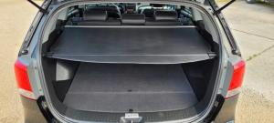 Black Kia Sorento 2012 in Riga, with an engine capacity of 2.20 L and mileage of 231 thousand km for 9200 €, photo 19 on AUTOMOTO.COM.LV