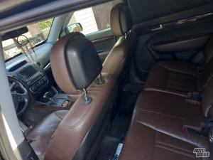 Melns Kia Sorento 2013 Panevēža, ar dzinēja tilpumu 2.20 L un nobraukumu 265 tūkst. km par 9100 €, foto 20 vietnē AUTOMOTO.COM.LV