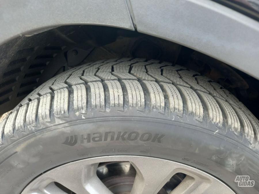 Melns Kia Sorento 2013 Panevēža, ar dzinēja tilpumu 2.20 L un nobraukumu 265 tūkst. km par 9100 €, foto 25 vietnē AUTOMOTO.COM.LV