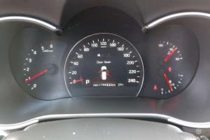 Black Kia Sorento 2013 in Vilkaviskis, with an engine capacity of 2.20 L and mileage of 176 thousand km for 9800 €, photo 31 on AUTOMOTO.COM.LV
