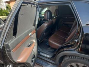 Melns Kia Sorento 2013 Panevēža, ar dzinēja tilpumu 2.20 L un nobraukumu 268 tūkst. km par 8350 €, foto 18 vietnē AUTOMOTO.COM.LV