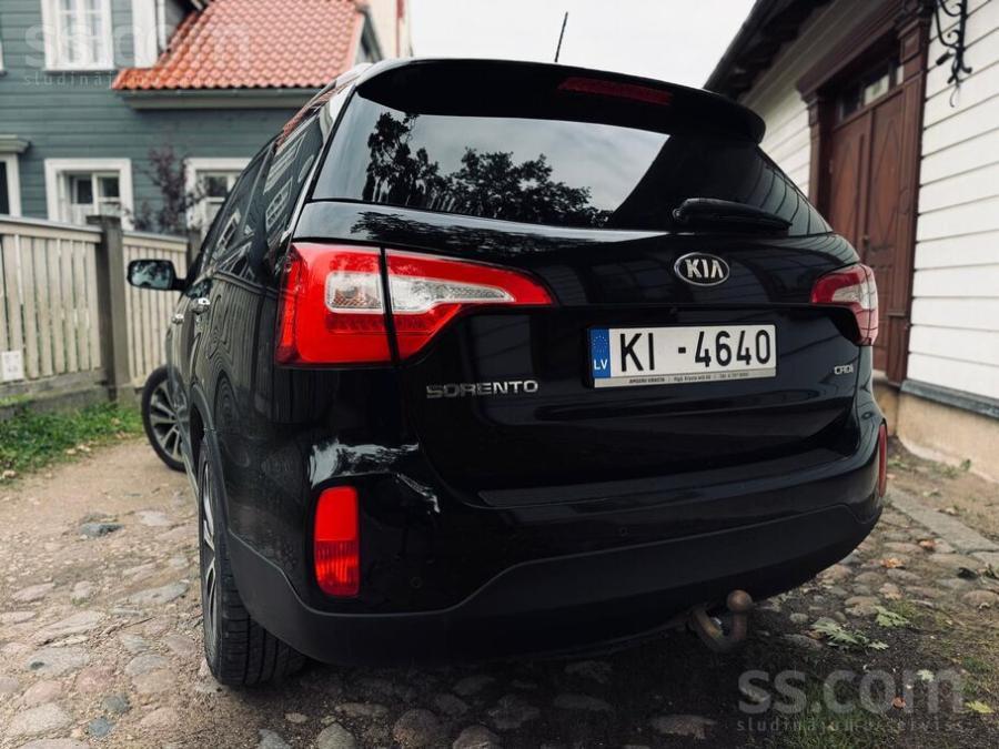 Melns Kia Sorento 2014 Cēsis, ar dzinēja tilpumu 2.20 L un nobraukumu 0 tūkst. km par 9490 €, foto 7 vietnē AUTOMOTO.COM.LV