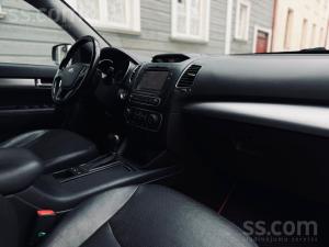 Melns Kia Sorento 2014 Cēsis, ar dzinēja tilpumu 2.20 L un nobraukumu 0 tūkst. km par 9490 €, foto 14 vietnē AUTOMOTO.COM.LV