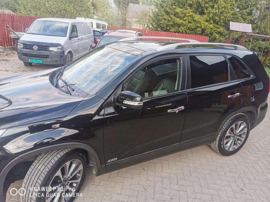 Melns Kia Sorento 2014 Prienai, ar dzinēja tilpumu 2.20 L un nobraukumu 191 tūkst. km par 9650 €, foto 14 vietnē AUTOMOTO.COM.LV