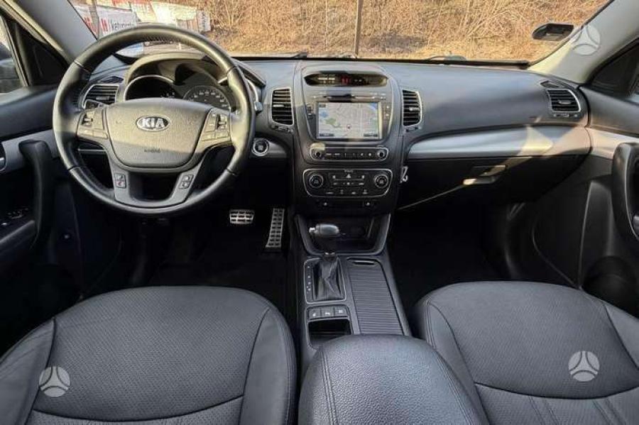 Melns Kia Sorento 2014 Šauļi, ar dzinēja tilpumu 2.20 L un nobraukumu 196 tūkst. km par 13450 €, foto 22 vietnē AUTOMOTO.COM.LV