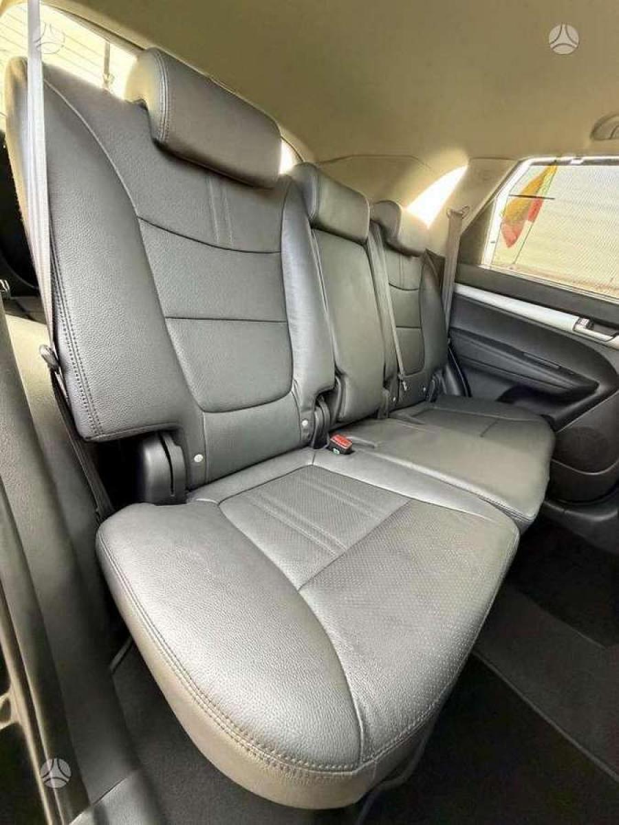 Melns Kia Sorento 2014 Šauļi, ar dzinēja tilpumu 2.20 L un nobraukumu 196 tūkst. km par 13450 €, foto 26 vietnē AUTOMOTO.COM.LV