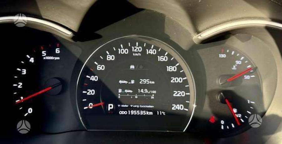 Melns Kia Sorento 2014 Šauļi, ar dzinēja tilpumu 2.20 L un nobraukumu 196 tūkst. km par 13450 €, foto 34 vietnē AUTOMOTO.COM.LV