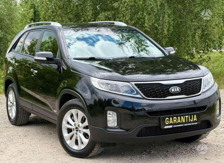 Melns Kia Sorento 2014 Šauļi, ar dzinēja tilpumu 2.20 L un nobraukumu 196 tūkst. km par 13450 €, foto 1 vietnē AUTOMOTO.COM.LV
