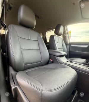 Black Kia Sorento 2014 in Siauliai, with an engine capacity of 2.20 L and mileage of 196 thousand km for 13450 €, photo 24 on AUTOMOTO.COM.LV