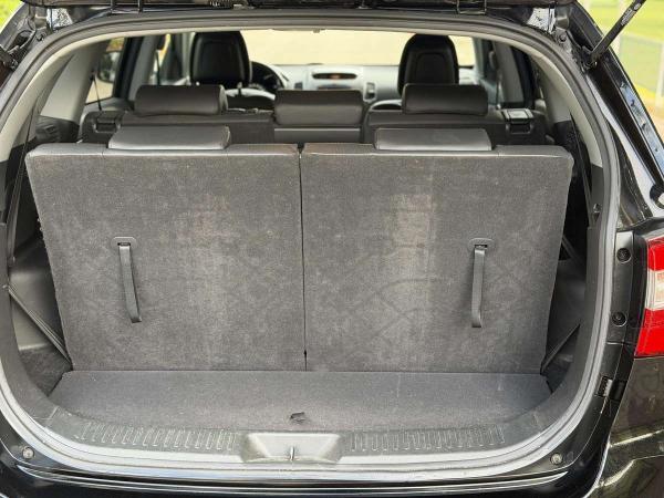 Black Kia Sorento 2014 in Taurage, with an engine capacity of 2.00 L and mileage of 195 thousand km for 8300 €, photo 9 on AUTOMOTO.COM.LV