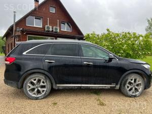 Melns Kia Sorento 2015 Aizkraukle, ar dzinēja tilpumu 2.20 L un nobraukumu 180 tūkst. km par 6000 €, foto 13 vietnē AUTOMOTO.COM.LV