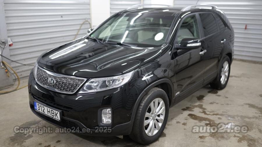 Melns Kia Sorento 2015 Tallina, ar dzinēja tilpumu 2.20 L un nobraukumu 229 tūkst. km par 10999 €, foto 1 vietnē AUTOMOTO.COM.LV