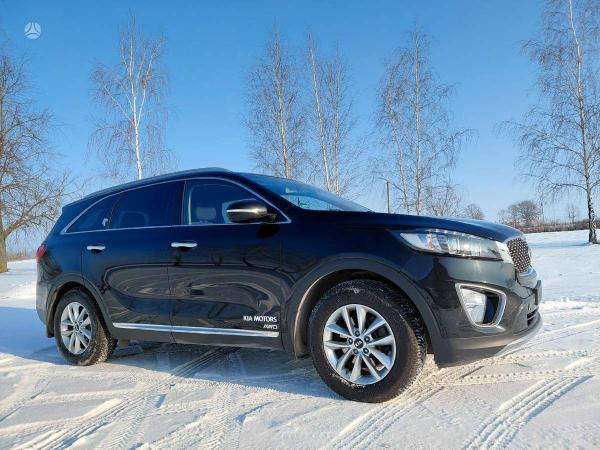 Melns Kia Sorento 2015 Vilkaviškis, ar dzinēja tilpumu 2.20 L un nobraukumu 180 tūkst. km par 9200 €, foto 2 vietnē AUTOMOTO.COM.LV