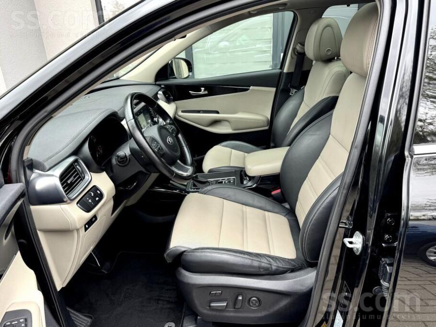 Melns Kia Sorento 2015 Rīga, ar dzinēja tilpumu 2.20 L un nobraukumu 153 tūkst. km par 13500 €, foto 18 vietnē AUTOMOTO.COM.LV