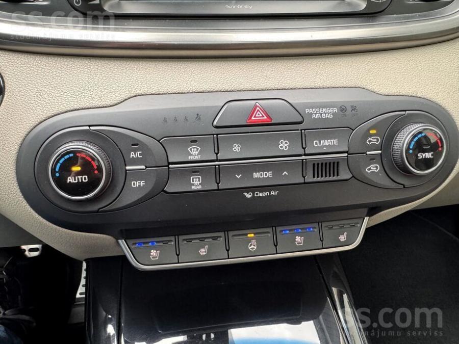 Melns Kia Sorento 2015 Rīga, ar dzinēja tilpumu 2.20 L un nobraukumu 153 tūkst. km par 13500 €, foto 26 vietnē AUTOMOTO.COM.LV