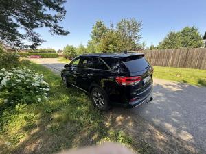 Melns Kia Sorento 2015 Viļņa, ar dzinēja tilpumu 2.20 L un nobraukumu 224 tūkst. km par 12900 €, foto 4 vietnē AUTOMOTO.COM.LV
