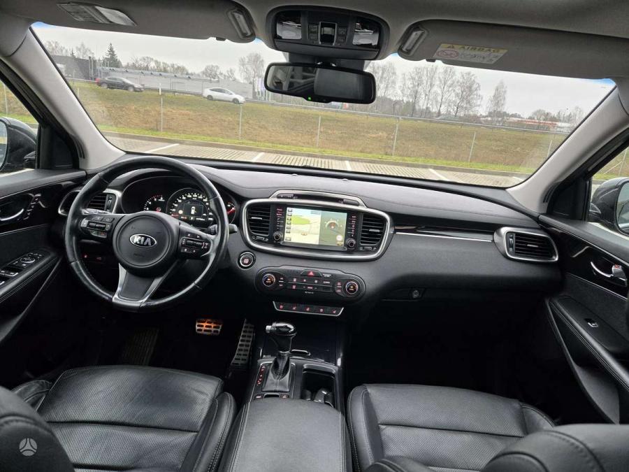 Melns Kia Sorento 2015 Viļņa, ar dzinēja tilpumu 2.20 L un nobraukumu 224 tūkst. km par 12900 €, foto 18 vietnē AUTOMOTO.COM.LV