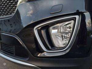 Black Kia Sorento 2015 in Vilnius, with an engine capacity of 2.20 L and mileage of 191 thousand km for 15900 €, photo 9 on AUTOMOTO.COM.LV