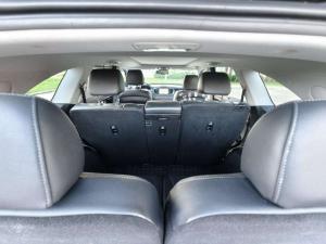 Black Kia Sorento 2015 in Vilnius, with an engine capacity of 2.20 L and mileage of 191 thousand km for 15900 €, photo 15 on AUTOMOTO.COM.LV