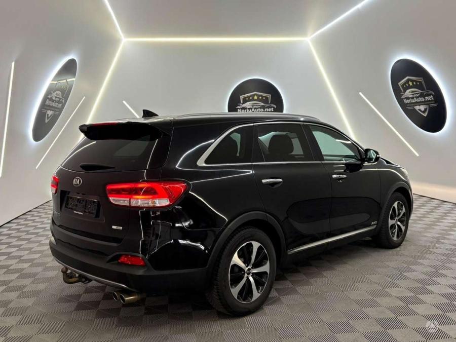 Melns Kia Sorento 2015 Marijampole, ar dzinēja tilpumu 2.20 L un nobraukumu 251 tūkst. km par 12750 €, foto 7 vietnē AUTOMOTO.COM.LV