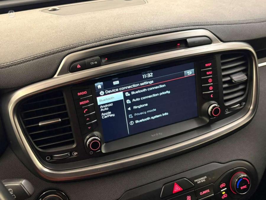 Melns Kia Sorento 2015 Marijampole, ar dzinēja tilpumu 2.20 L un nobraukumu 251 tūkst. km par 12750 €, foto 12 vietnē AUTOMOTO.COM.LV