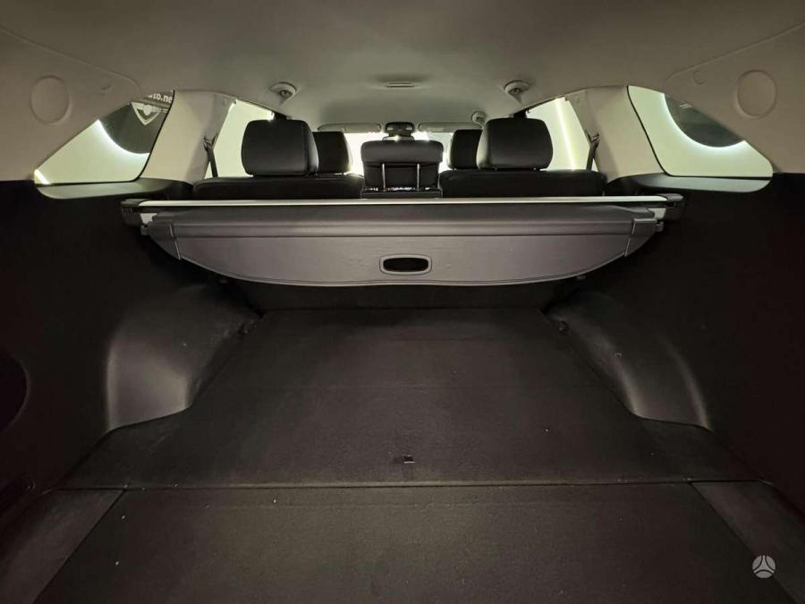 Melns Kia Sorento 2015 Marijampole, ar dzinēja tilpumu 2.20 L un nobraukumu 251 tūkst. km par 12750 €, foto 30 vietnē AUTOMOTO.COM.LV