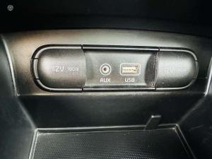 Black Kia Sorento 2015 in Alytus, with an engine capacity of 2.20 L and mileage of 150 thousand km for 13900 €, photo 19 on AUTOMOTO.COM.LV