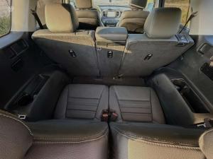 Black Kia Sorento 2015 in Siauliai, with an engine capacity of 2.20 L and mileage of 210 thousand km for 15950 €, photo 40 on AUTOMOTO.COM.LV