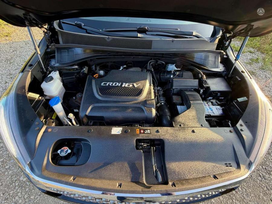 Black Kia Sorento 2015 in Siauliai, with an engine capacity of 2.20 L and mileage of 210 thousand km for 15950 €, photo 56 on AUTOMOTO.COM.LV
